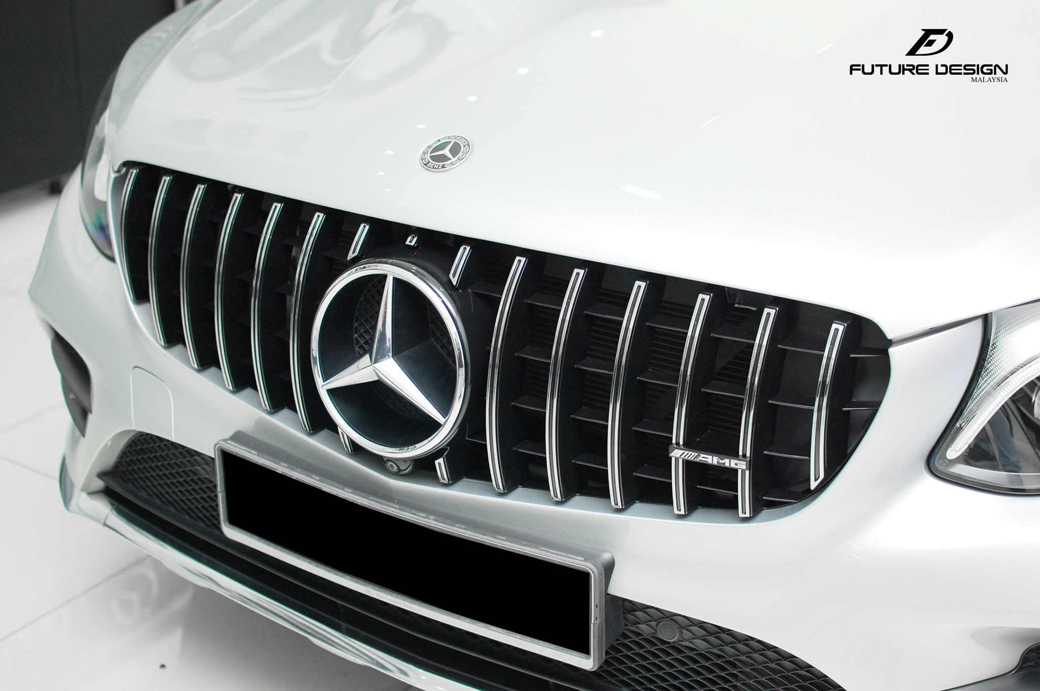 X253 Prefacelift GT Black Grille - Future Design Malaysia