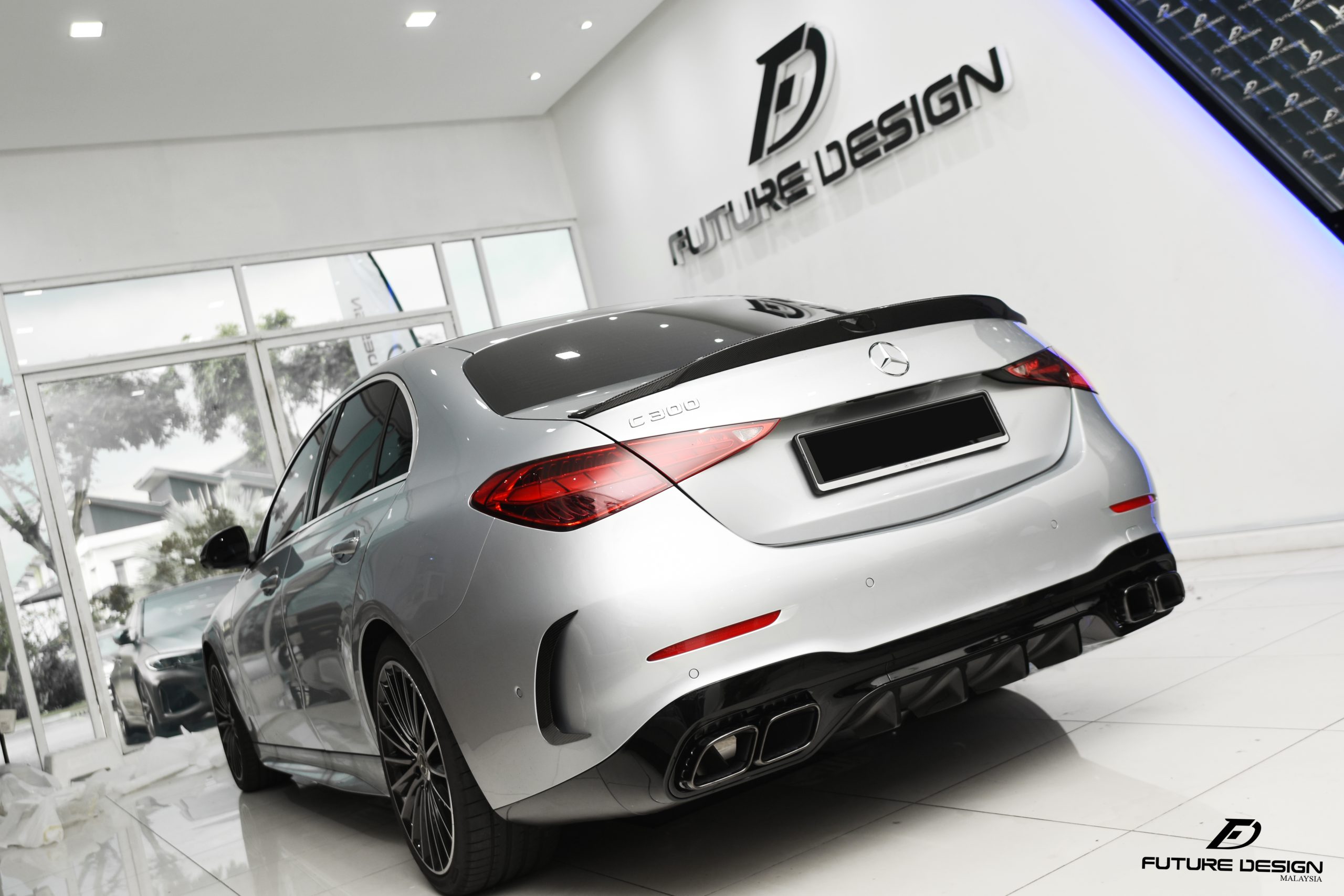 W206 C63 Diffuser With Exhaust Tips - Future Design Malaysia