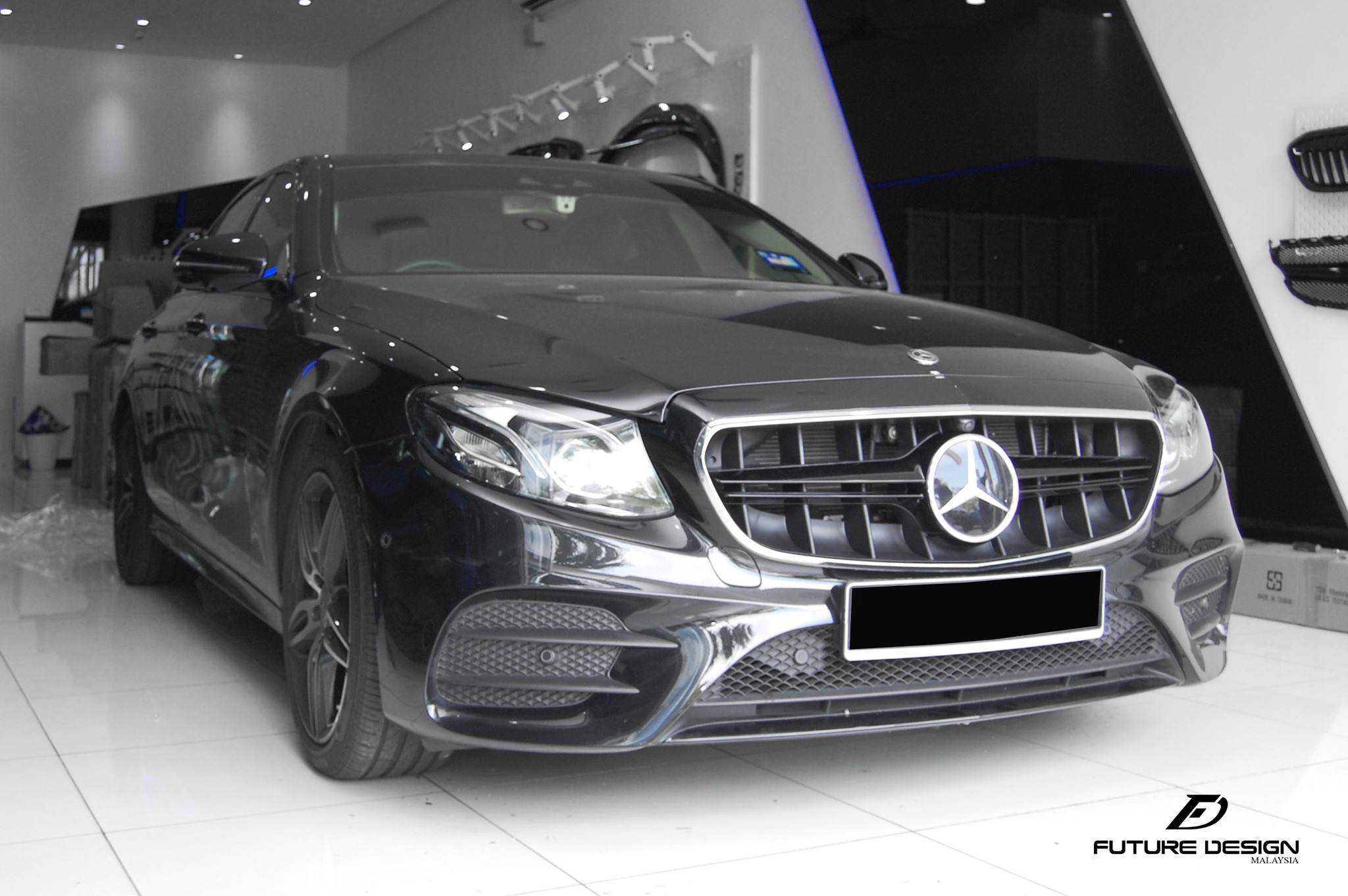 W213 Prefacelift AMG Black Grille - Future Design Malaysia