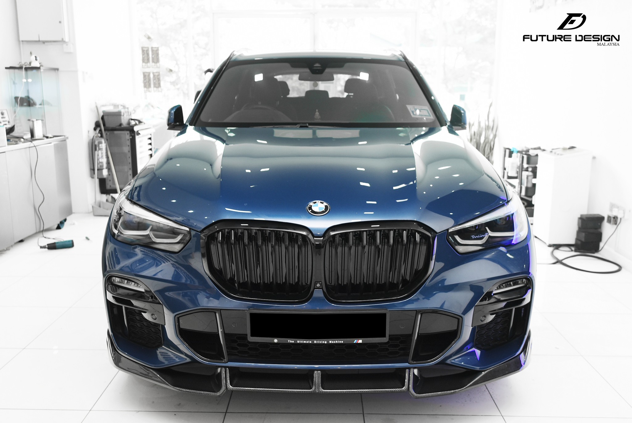 G05 Gloss Black Single Pillar Grille - Future Design Malaysia