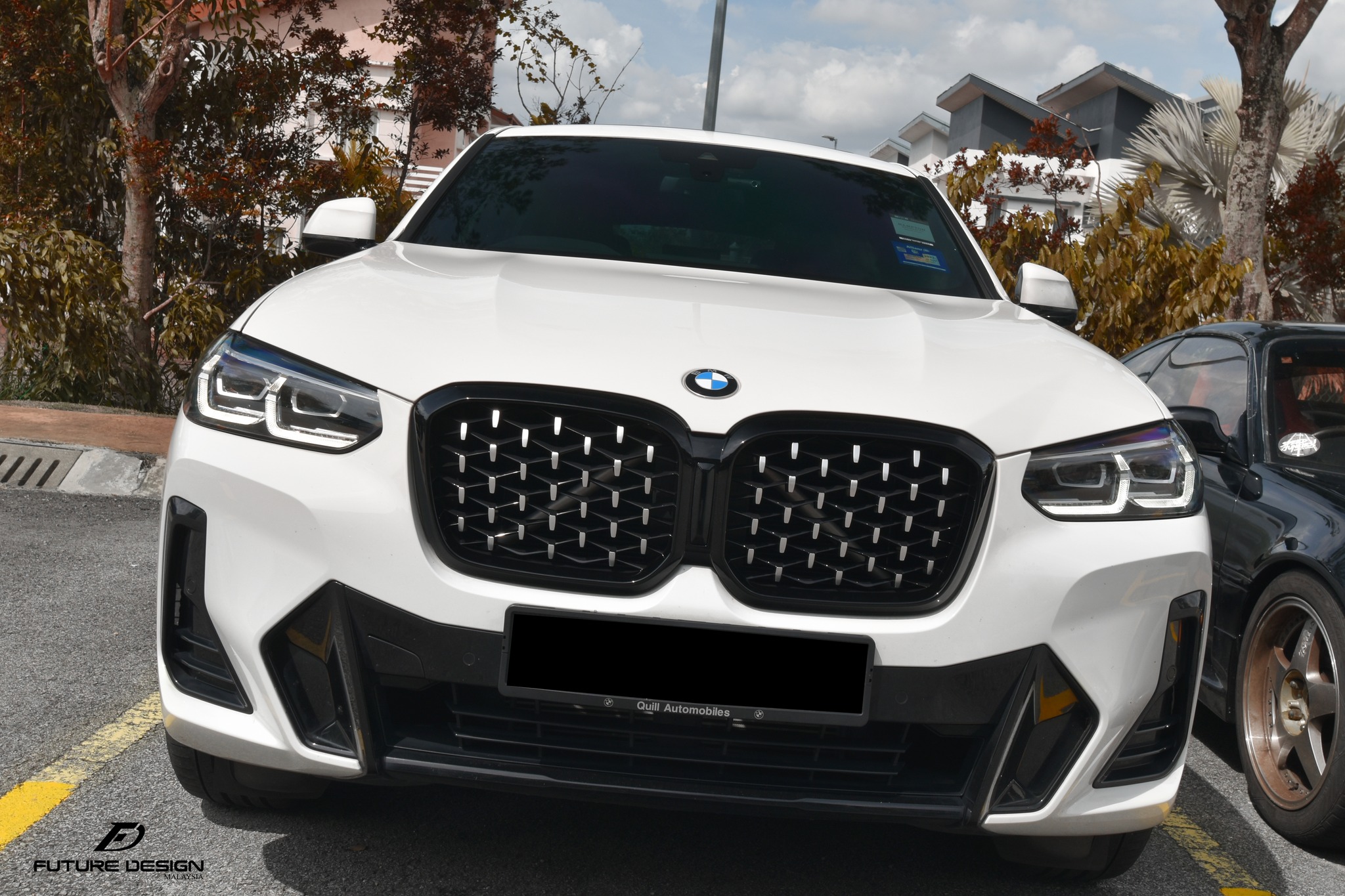 G01/G02 Black Trim Chrome Diamond Grille - Future Design Malaysia