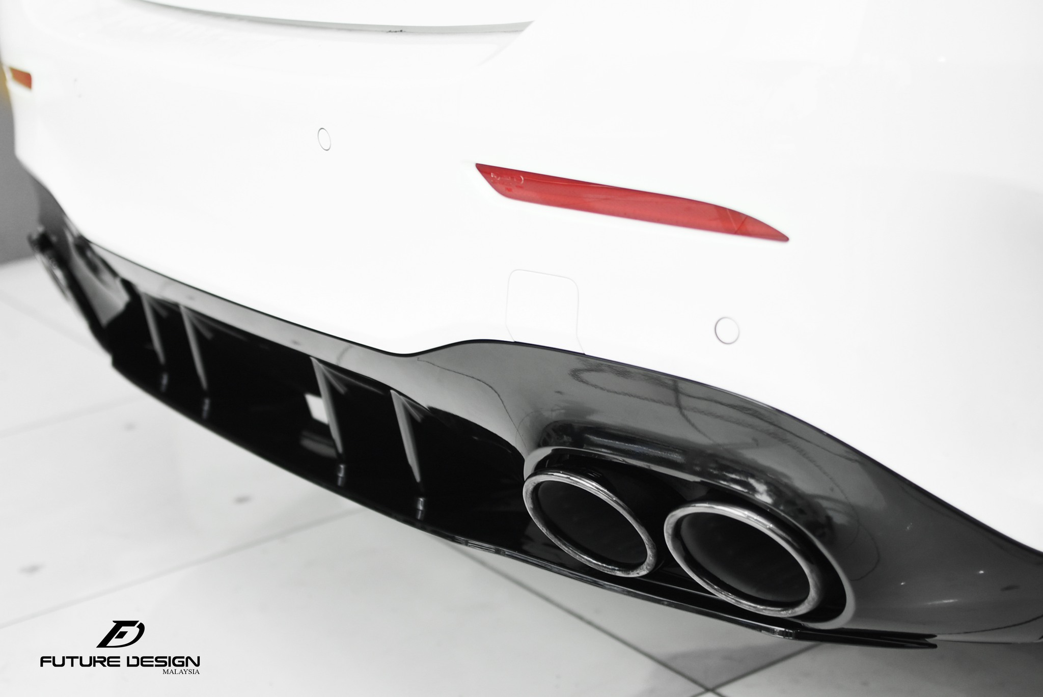 V177 Prefacelift A45 Diffuser With Exhaust Tips - Future Design Malaysia